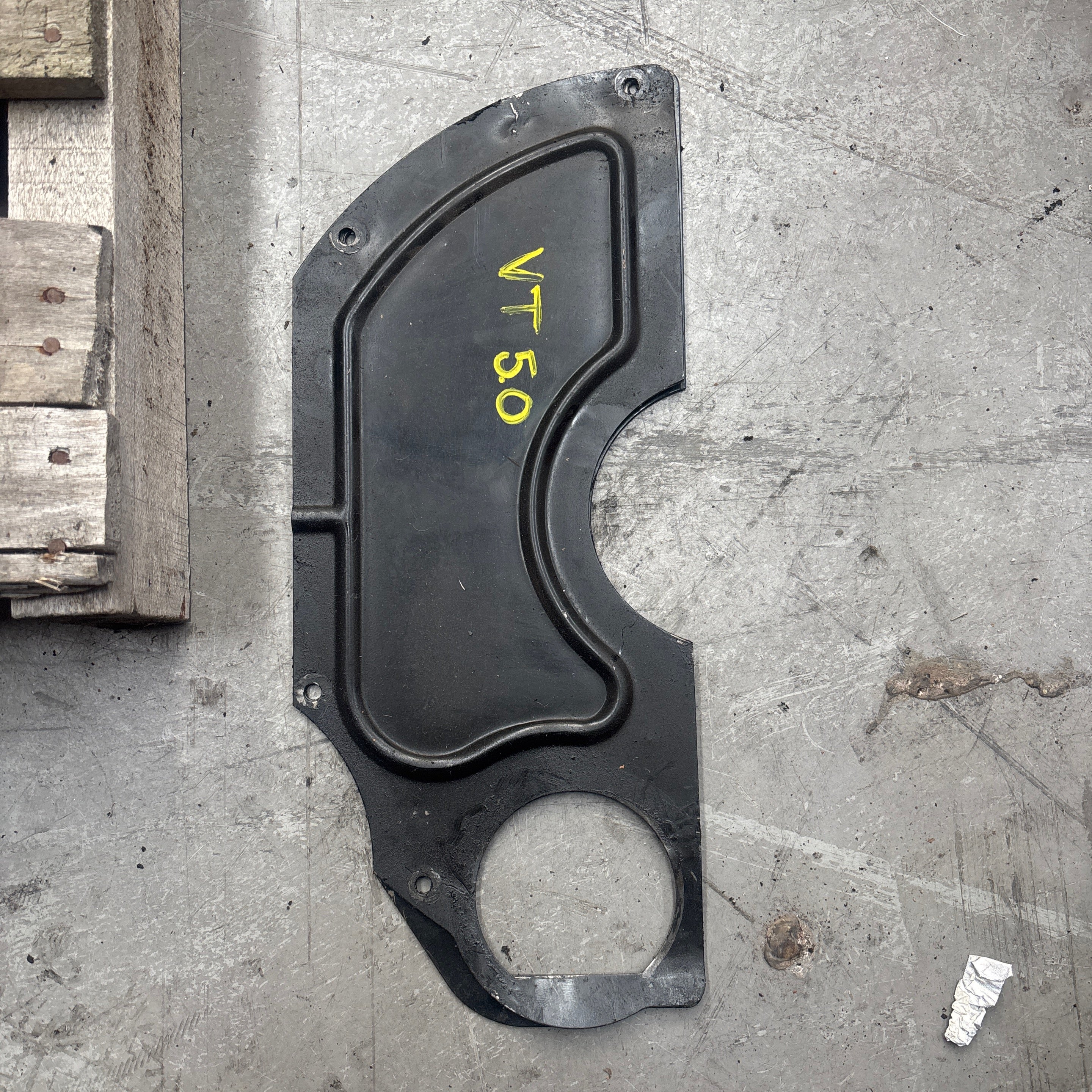 VT 5 Lt Transmission Inspection Plate | Commworks Parts Pty Ltd