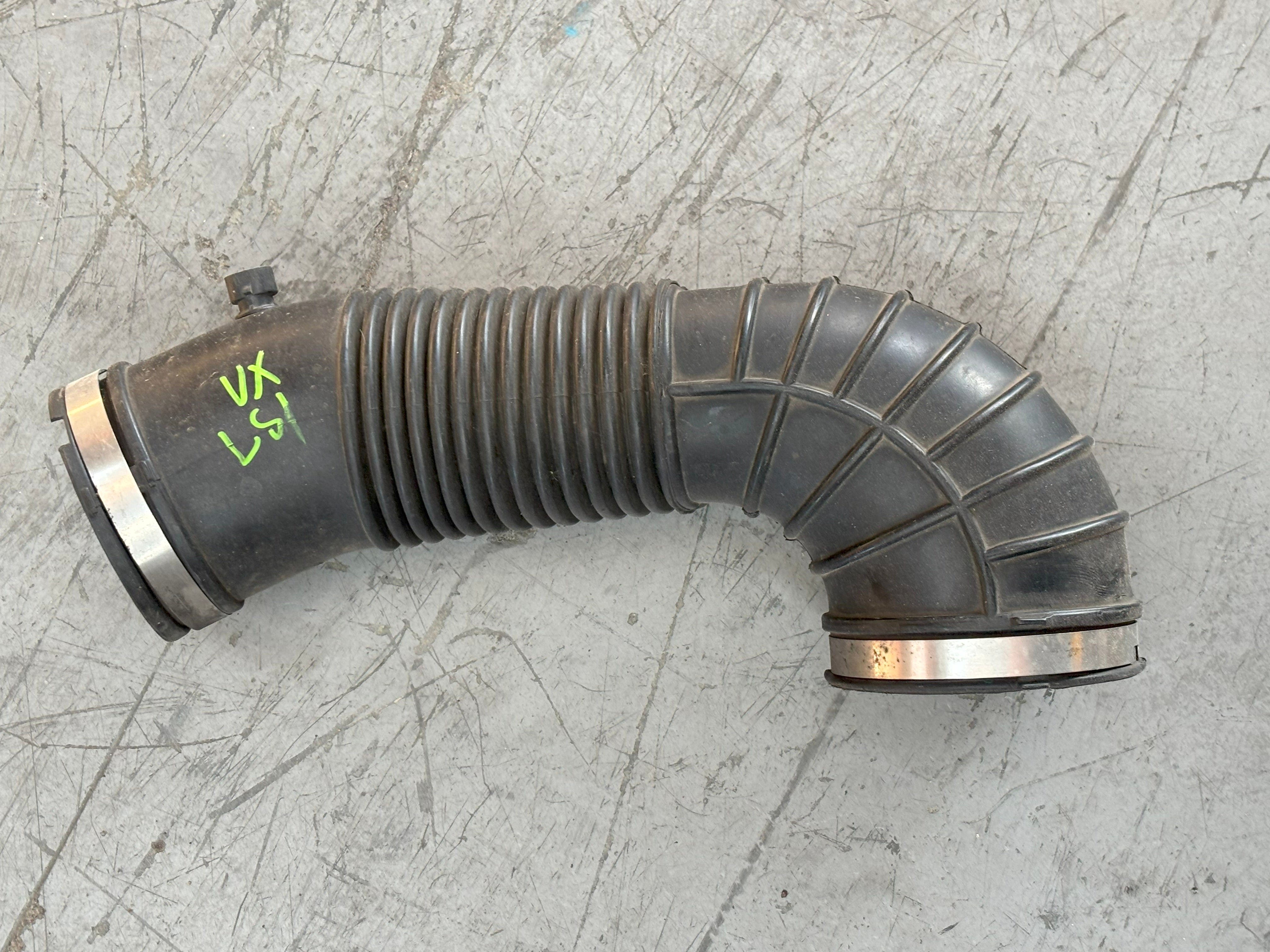 VT/VX/VY LS1 Intake Pipe | Commworks Parts Pty Ltd